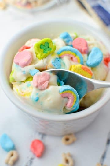 Lucky Charms Ice Cream (No Churn Recipe) - Dash for Dinner