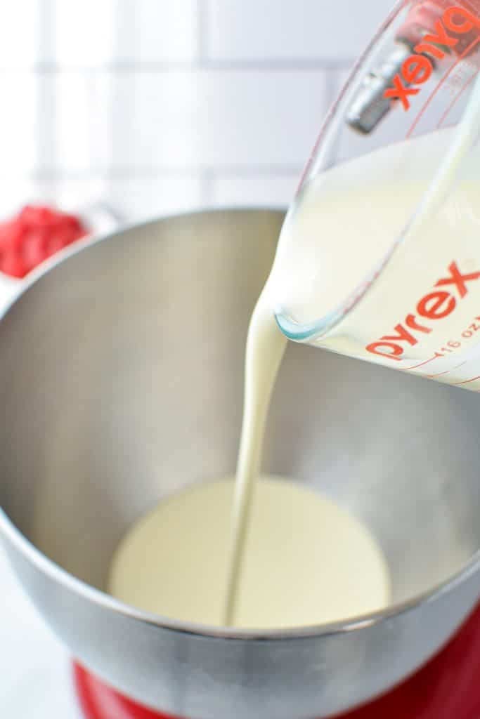 Homemade Whipped Cream - Dash for Dinner