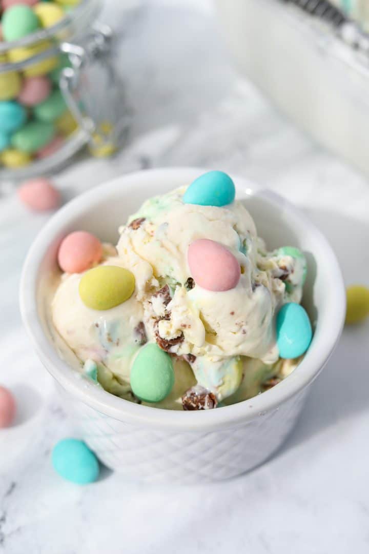 Mini Egg Ice Cream (No Churn Recipe) - Dash for Dinner