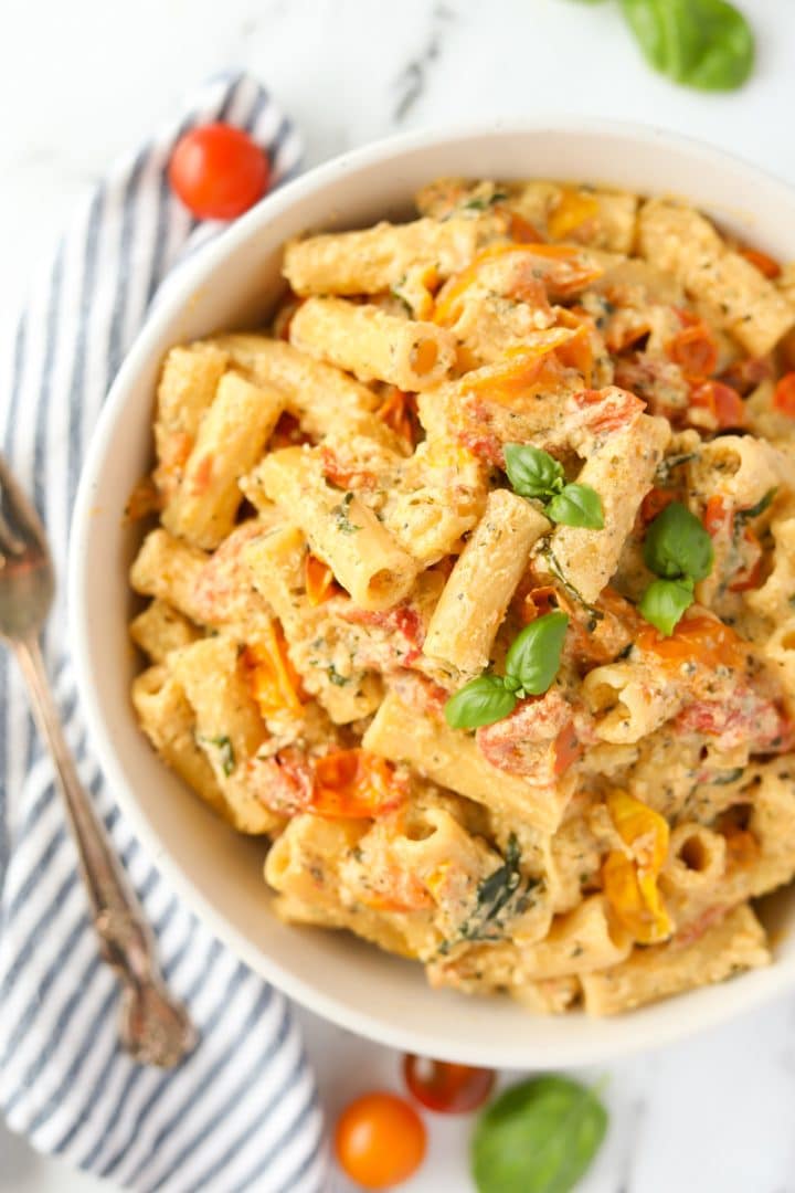 Baked Boursin Pasta Recipe - Dash for Dinner