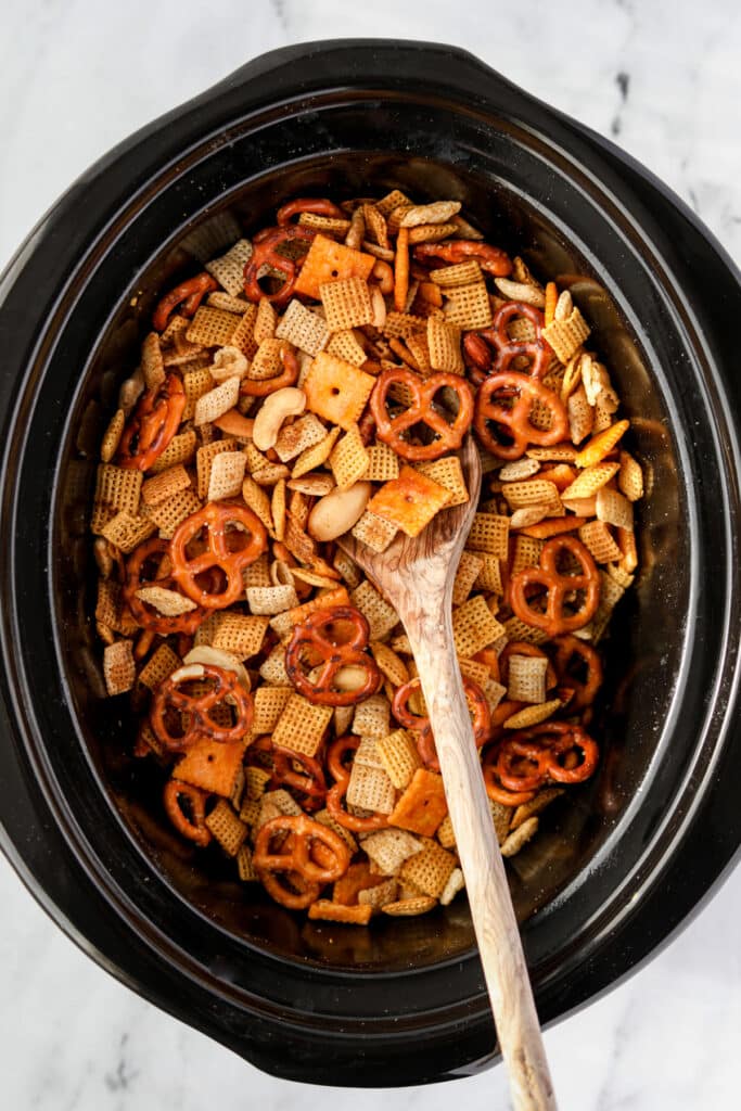 Crock Pot Chex Mix - Dash for Dinner