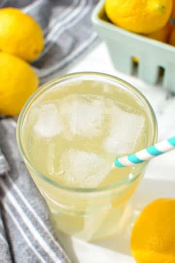 Single Serving Lemonade (Quick and Easy) - Dash for Dinner